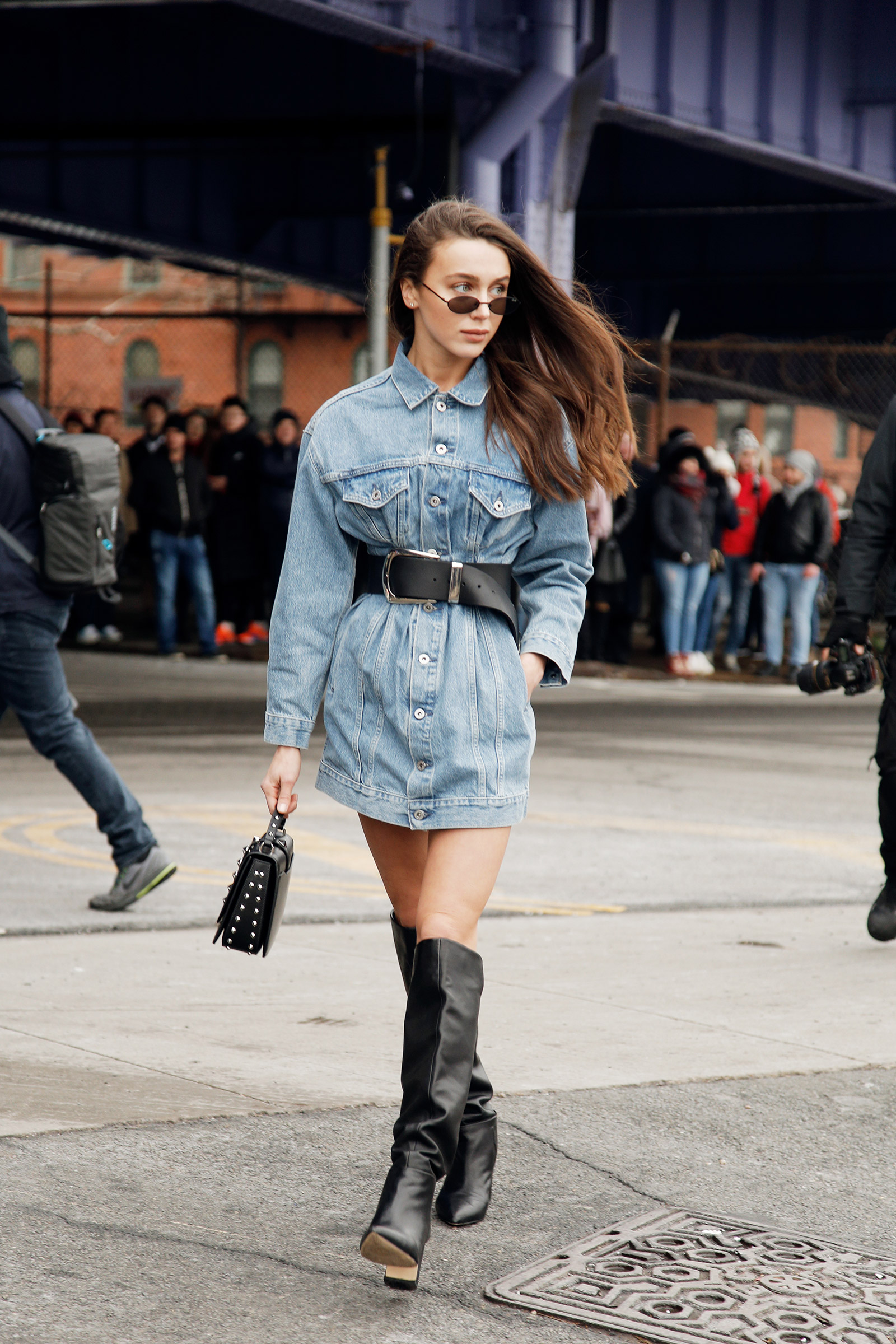 MARY LEEST - NEWYORK | FreshSnaps | Droptokyo