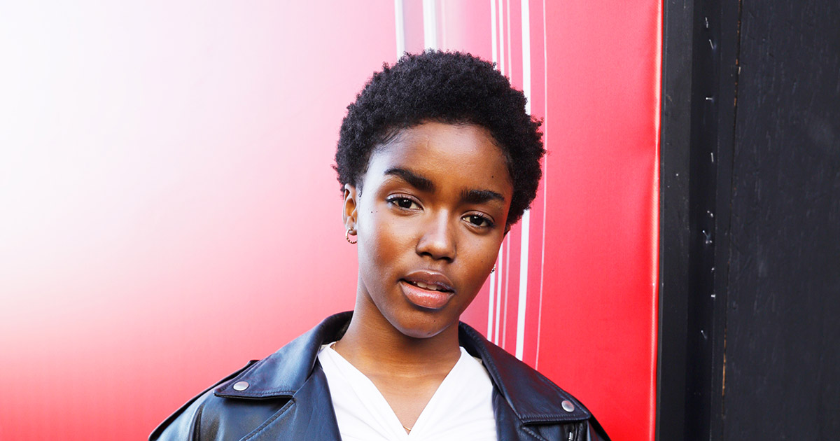 EVA APIO - LONDON | FreshSnaps | Droptokyo