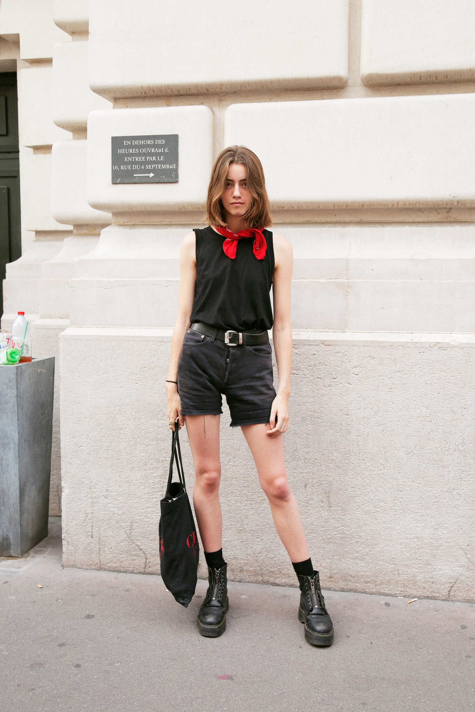 CLÉA BEURET - PARIS | FreshSnaps | Droptokyo