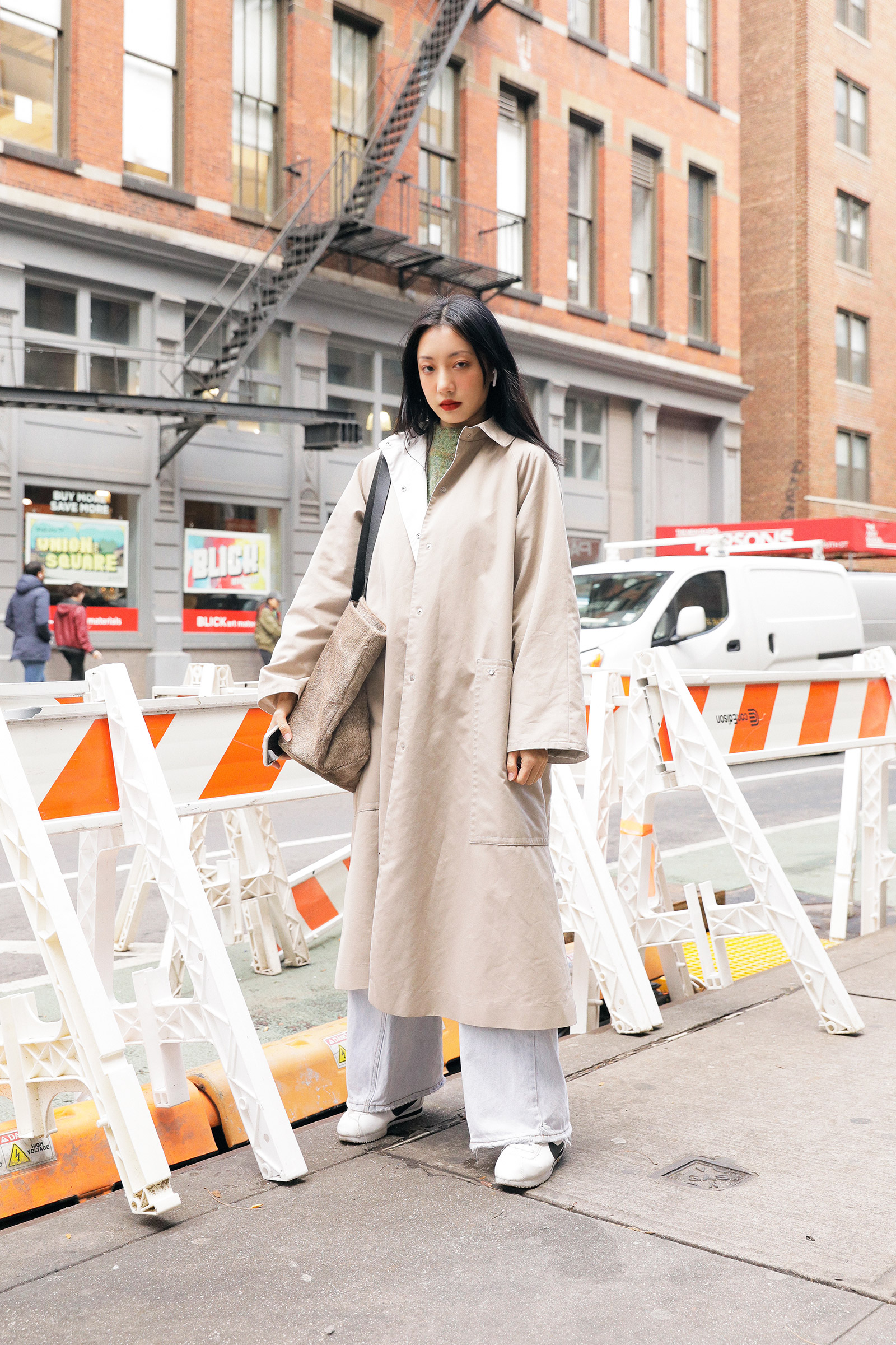 LZQOO - NEW YORK | FreshSnaps | Droptokyo