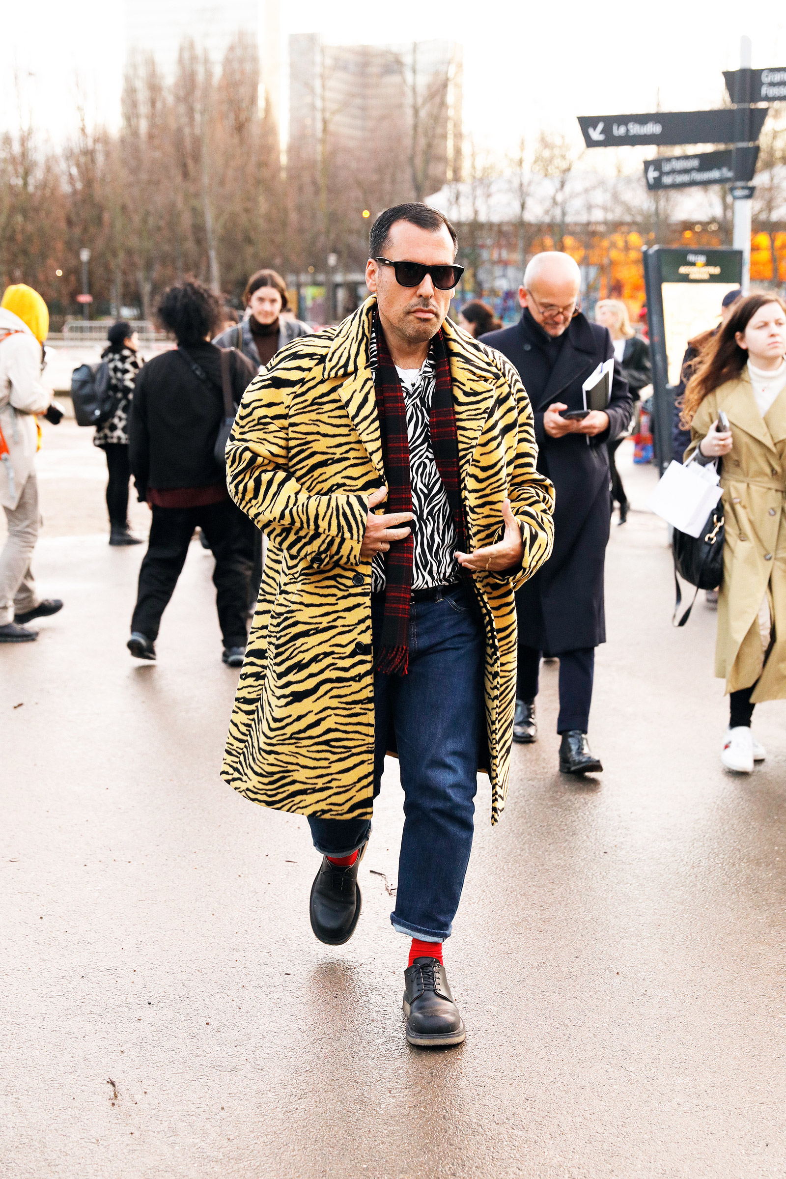 PEDRO SALES - PARIS | FreshSnaps | Droptokyo