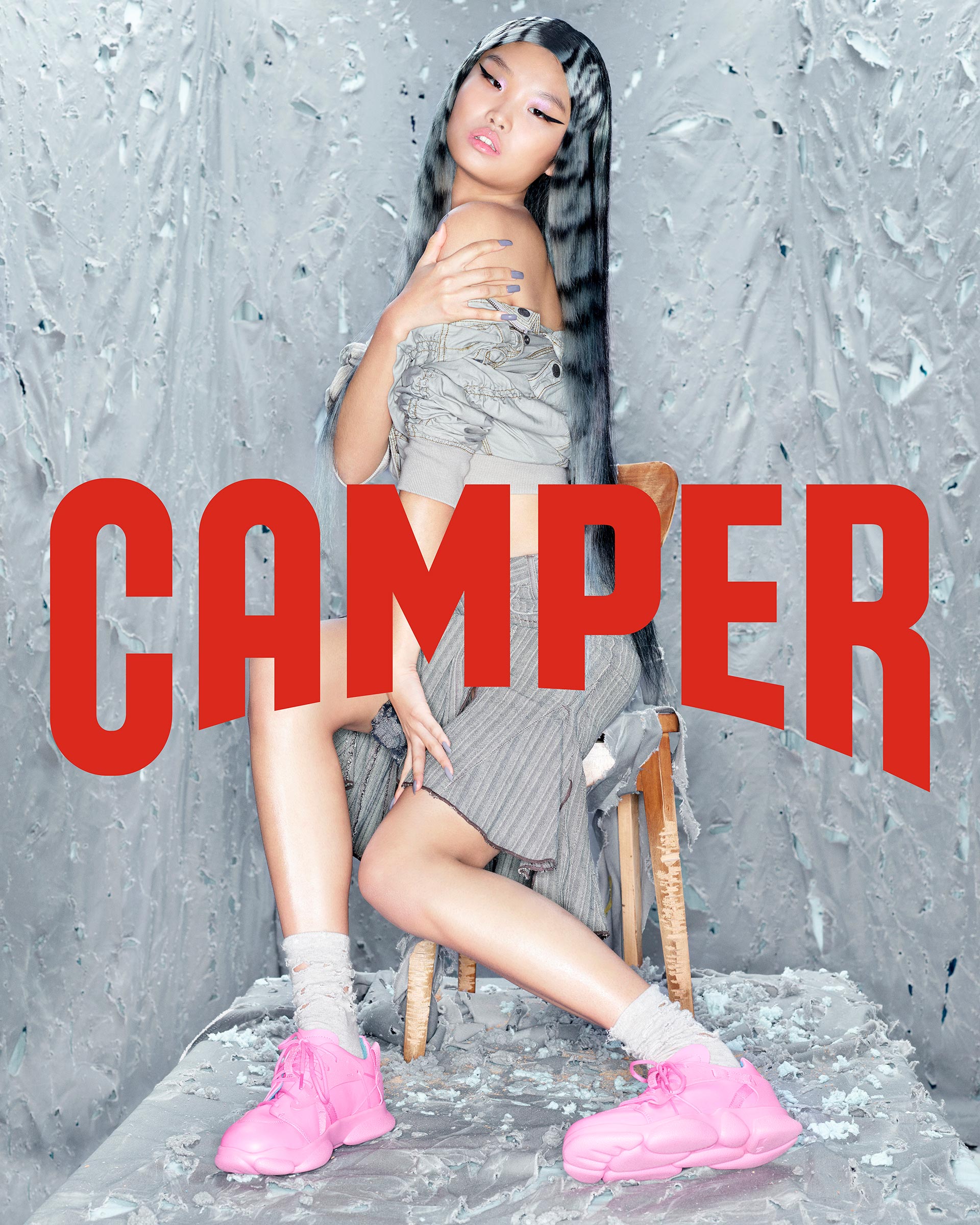 CAMPER Launches Spring Summer 2023 Collection Campaign "Pink, please ...